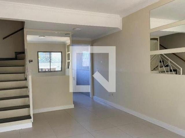 Casa à Venda Cidade São Francisco, 2 Quartos, 144 m2
