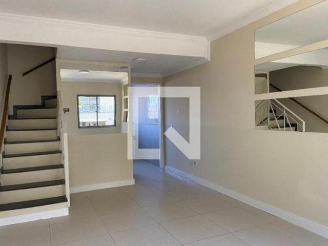 Casa à Venda Cidade São Francisco, 2 Quartos, 144 m² São Paulo