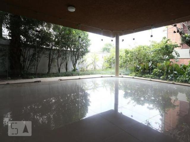 Casa à Venda Cidade São Francisco, 4 Quartos, 1000 m2
