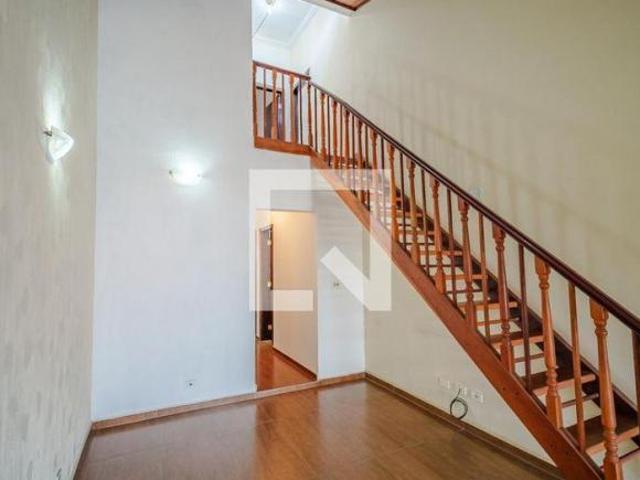 Casa à Venda Cidade São Francisco, 4 Quartos, 277 m² São Paulo