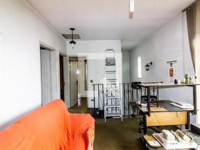 Casa à Venda Cidade São Francisco, 4 Quartos, 200 m2