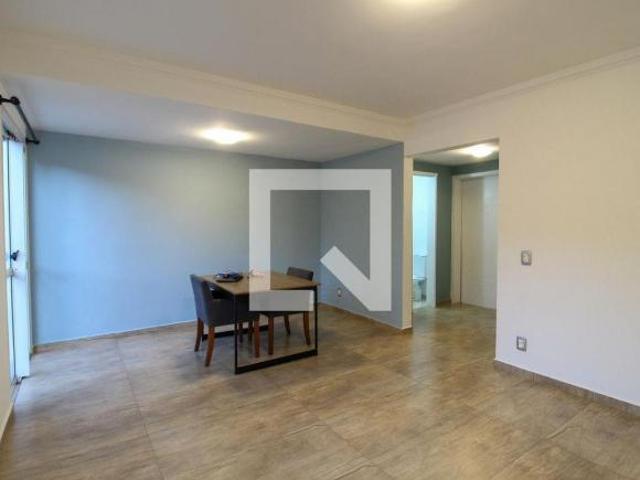 Casa à Venda Cidade São Francisco, 4 Quartos, 216 m2
