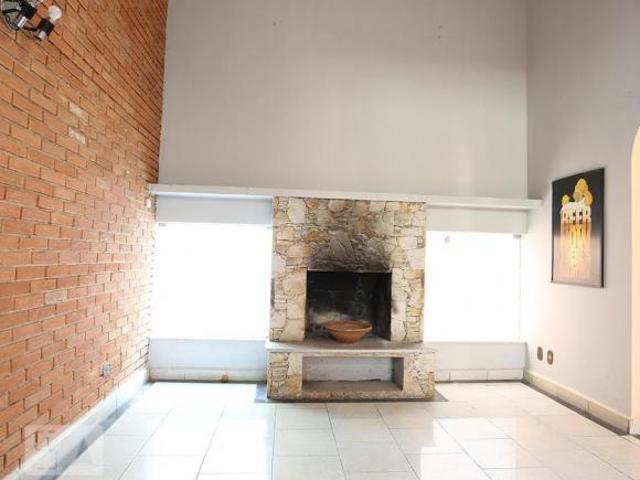 Casa à Venda Cidade São Francisco, 4 Quartos, 320 m2
