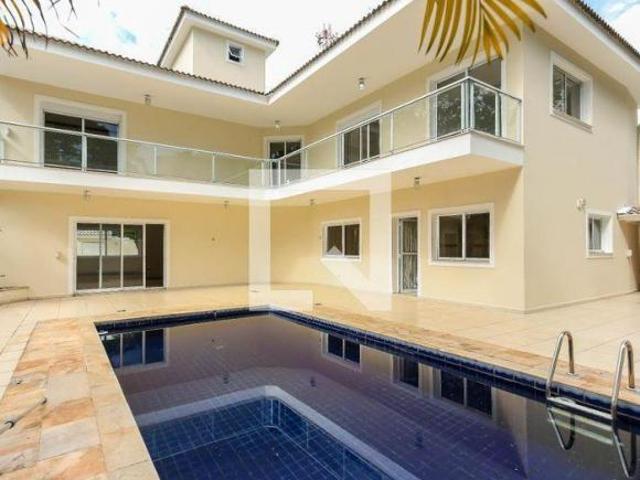 Casa à Venda Cidade São Francisco, 4 Quartos, 400 m2