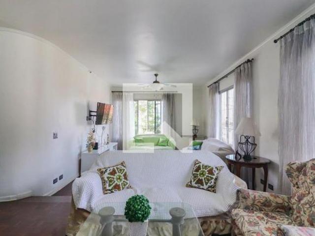 Casa à Venda Cidade São Francisco, 5 Quartos, 299 m2