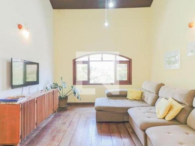Casa à Venda Cidade São Francisco, 5 Quartos, 350 m2