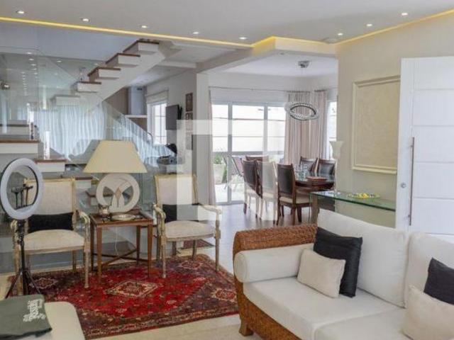 Casa à Venda Cidade São Francisco, 5 Quartos, 300 m2