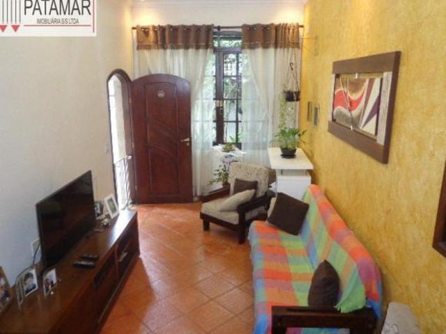 Casa à venda cinco quartos no Jardim Monte Kemel