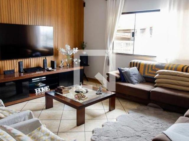 Casa à Venda Cipava, 4 Quartos, 198 m2