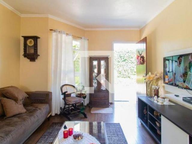 Casa à Venda Cristal, 4 Quartos, 180 m² Porto Alegre