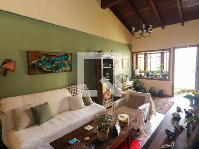 Casa à Venda Cristal, 5 Quartos, 268 m² Porto Alegre