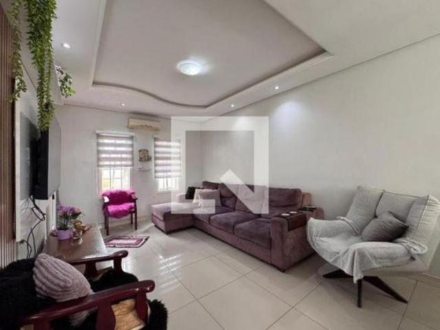 Casa à Venda Cristo Rei, 4 Quartos, 262 m² São Leopoldo