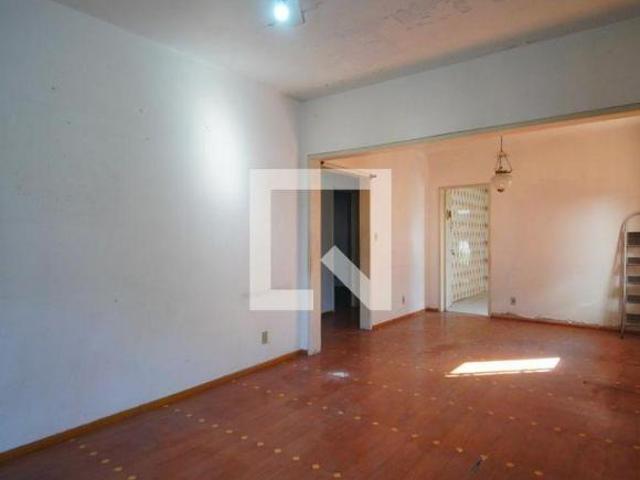 Casa à Venda Cristo Rei, 3 Quartos, 187 m² São Leopoldo