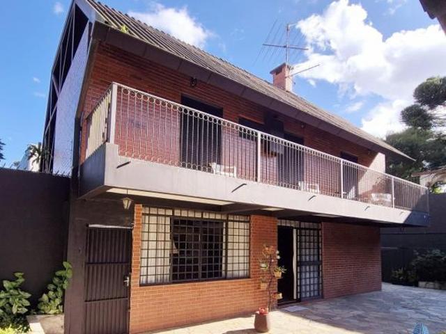 Casa a Venda Curitiba, Bom Retiro, 4 dormitórios, 1 suíte, 5 banheiros, 4 vagas
