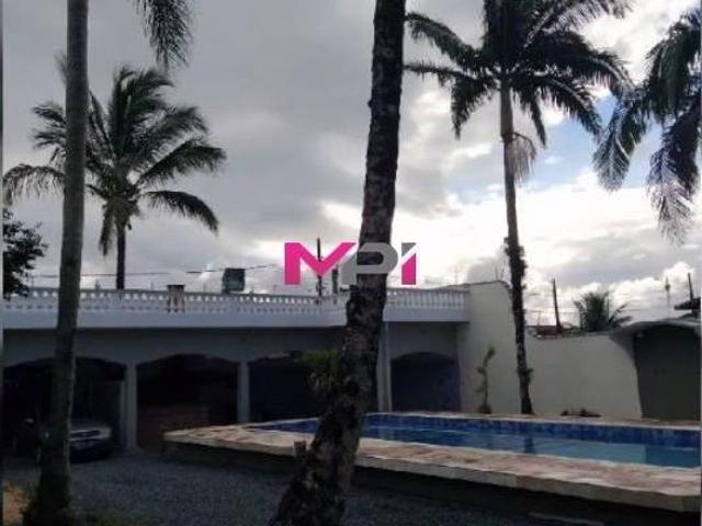 CASA A VENDA A 800 m da Praia JARDIM BOPIRANGA ITANHAEM/SP
