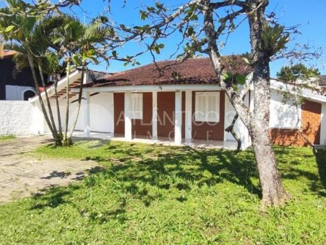Casa à venda à três quadras da praia, GUARAPARI, PONTAL DO PARANA PR