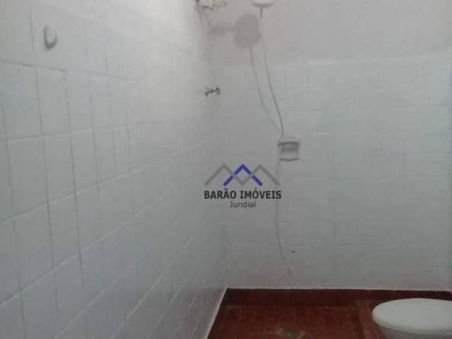 Casa á Venda a Várzea Paulista