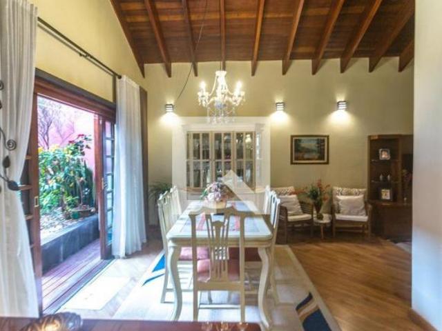 Casa à Venda Anchieta, 3 Quartos, 237 m2