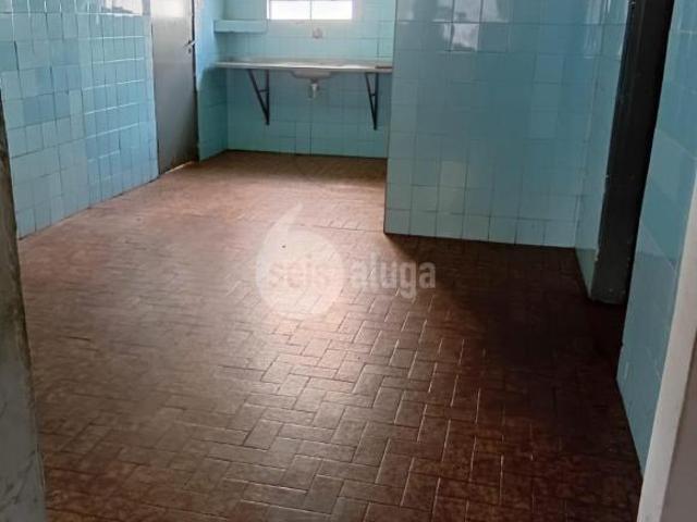 Casa à venda abaixo do valor de mercado 3 casas no terreno