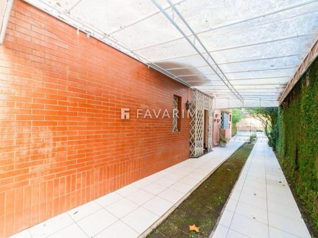 Casa à Venda | Abranches — Próximo ao Parque Tangu