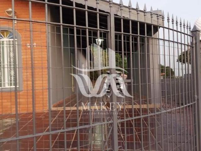 Casa á venda, aceita financiamento no Parque Tropical em Campinas/SP, com 3 dormitorios e 142 m² de