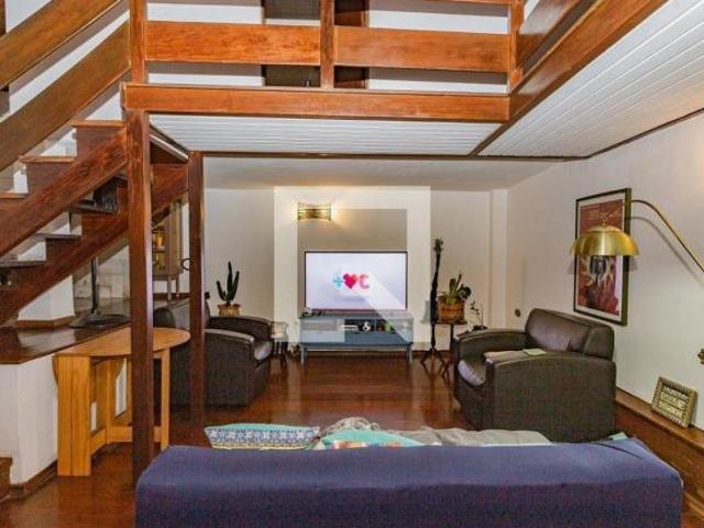 Casa à Venda Aclimação, 3 Quartos, 150 m2