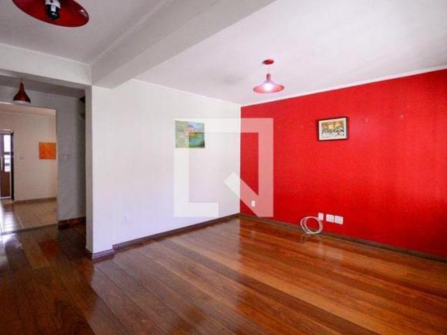 Casa à Venda Aclimação, 3 Quartos, 206 m2