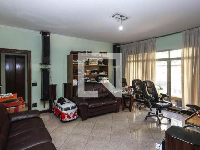 Casa à Venda Aclimação, 3 Quartos, 222 m2