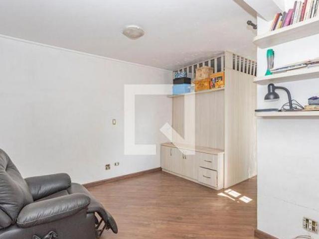 Casa à Venda Aclimação, 4 Quartos, 160 m2