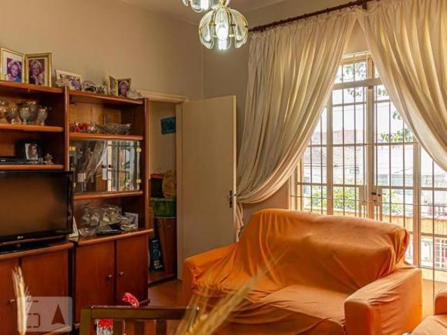 Casa à Venda Aclimação, 4 Quartos, 110 m2
