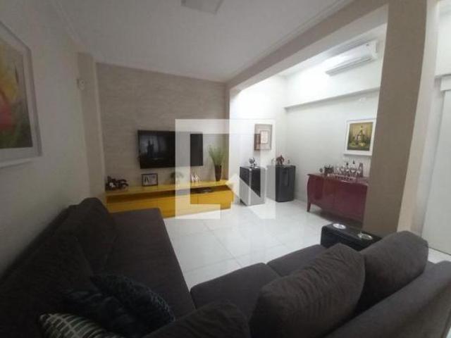 Casa à Venda Aclimação, 4 Quartos, 280 m² São Paulo
