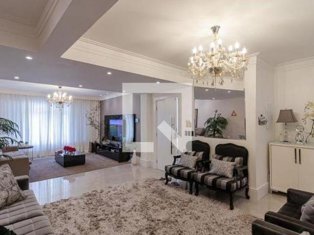 Casa à Venda Aclimação, 4 Quartos, 350 m2