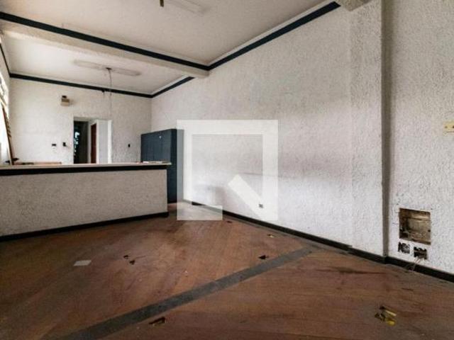 Casa à Venda Aclimação, 4 Quartos, 300 m2
