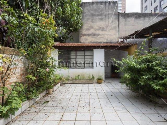 CASA Á VENDA ÁGUA BRANCA 3 DORMITÓRIOS 2 VAGAS