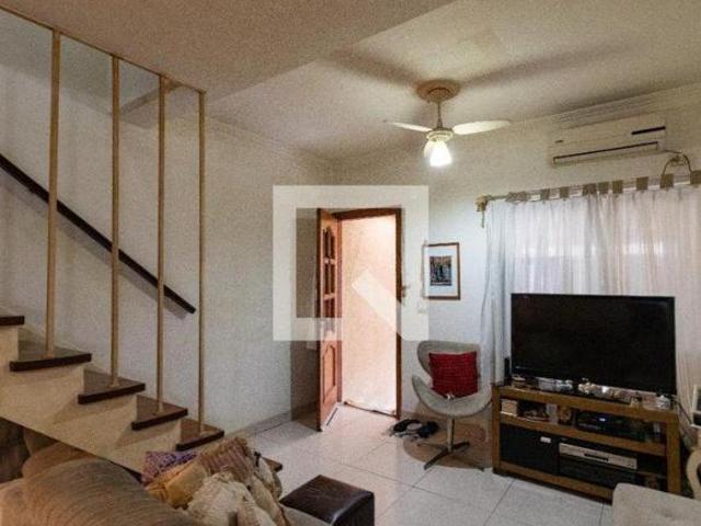 Casa à Venda Água Branca, 3 Quartos, 160 m² São Paulo