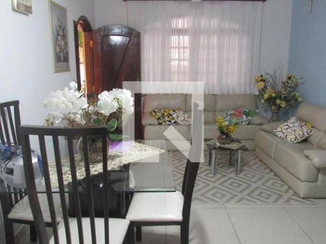 Casa à Venda Água Branca, 3 Quartos, 181 m2