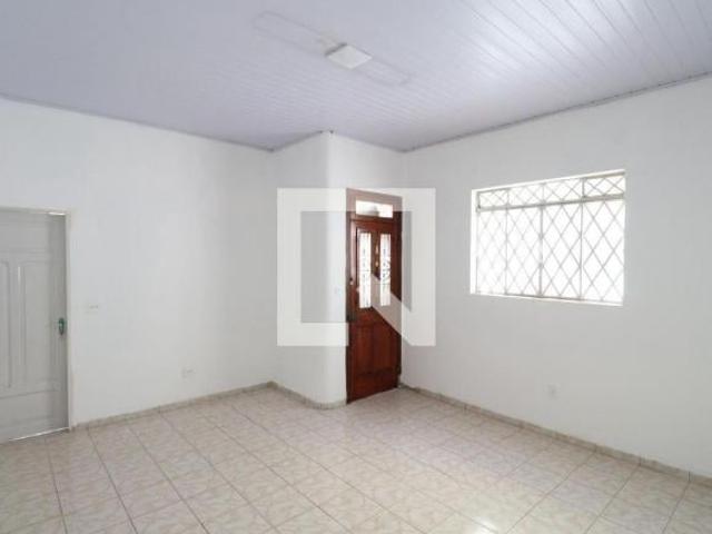 Casa à Venda Água Branca, 3 Quartos, 100 m2