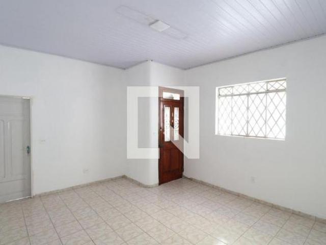 Casa à Venda Água Branca, 3 Quartos, 100 m2