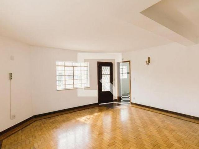 Casa à Venda Água Branca, 3 Quartos, 200 m2