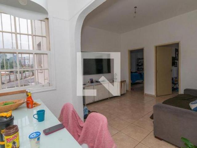 Casa à Venda Água Branca, 7 Quartos, 302 m2
