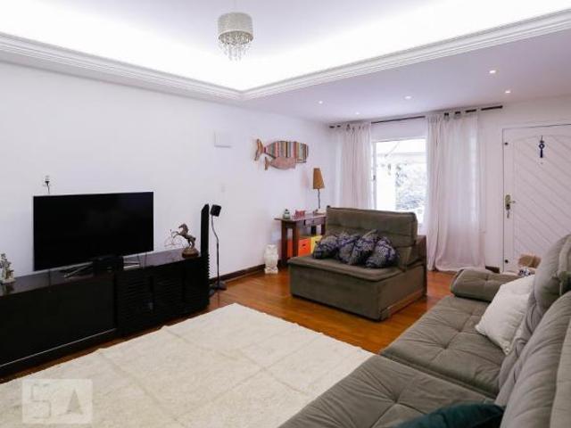 Casa à Venda Água Branca, 4 Quartos, 300 m2