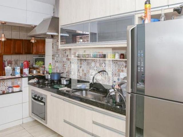 Casa à Venda Água Branca, 6 Quartos, 280 m2