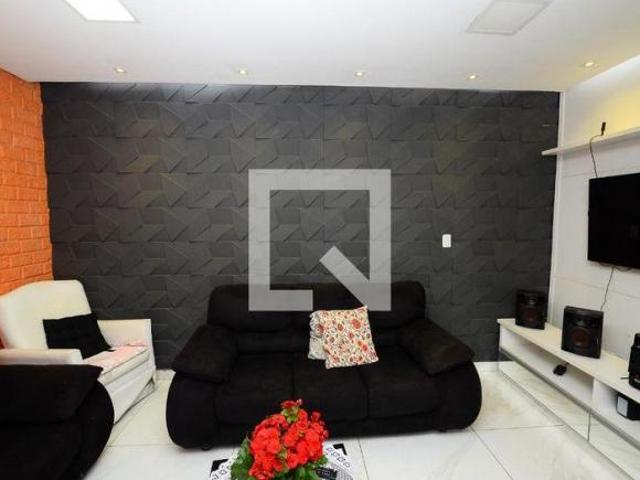Casa à Venda Água Branca, 6 Quartos, 350 m² Contagem