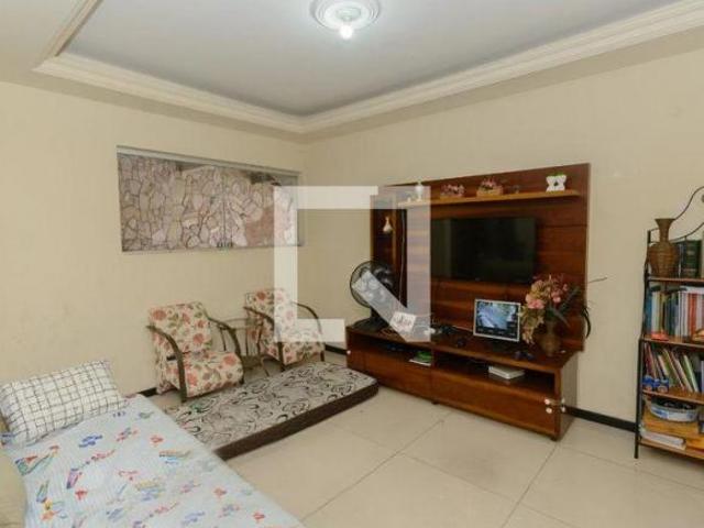Casa à Venda Água Branca, 6 Quartos, 500 m² Contagem