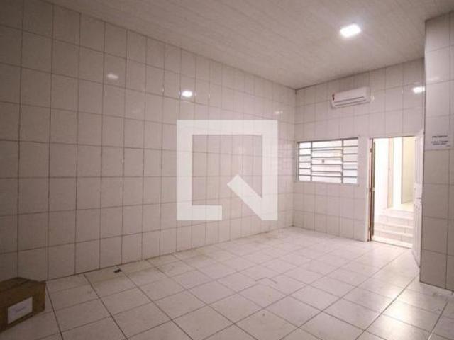 Casa à Venda Água Fria, 2 Quartos, 60 m2