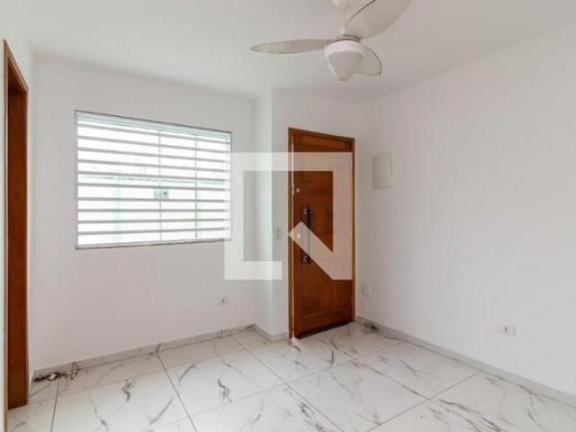 Casa à Venda Água Fria, 2 Quartos, 64 m2