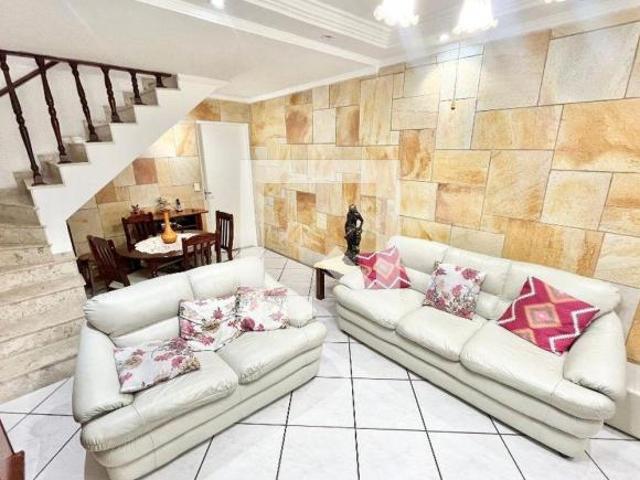 Casa à Venda Água Fria, 2 Quartos, 72 m2