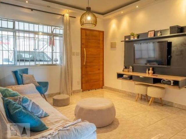 Casa à Venda Água Fria, 2 Quartos, 100 m2