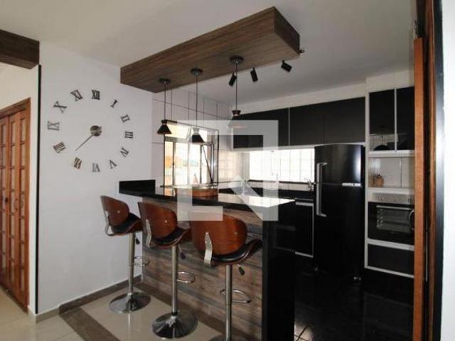 Casa à Venda Água Fria, 2 Quartos, 108 m2