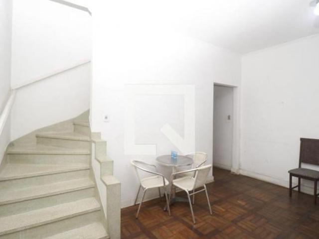 Casa à Venda Água Fria, 2 Quartos, 130 m2